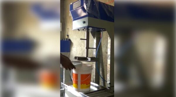 Semi Automatic Lid Pressing Machines for 10L to 20L Buckets